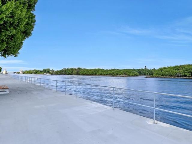 680 Horizons W, Boynton Beach, FL 33435