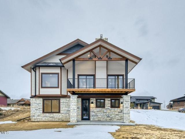 680 Lone Eagle Dr, Granby, CO 80446