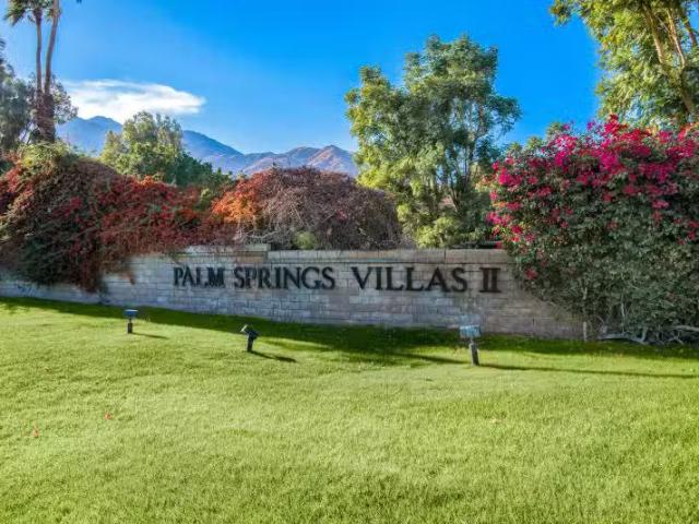 680 N Ashurst Ct #204, Palm Springs, CA 92262