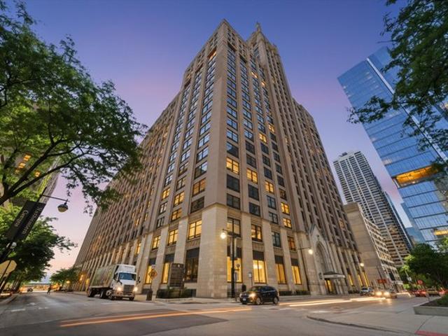 680 N Lake Shore Dr Apt 822, Chicago, IL 60611