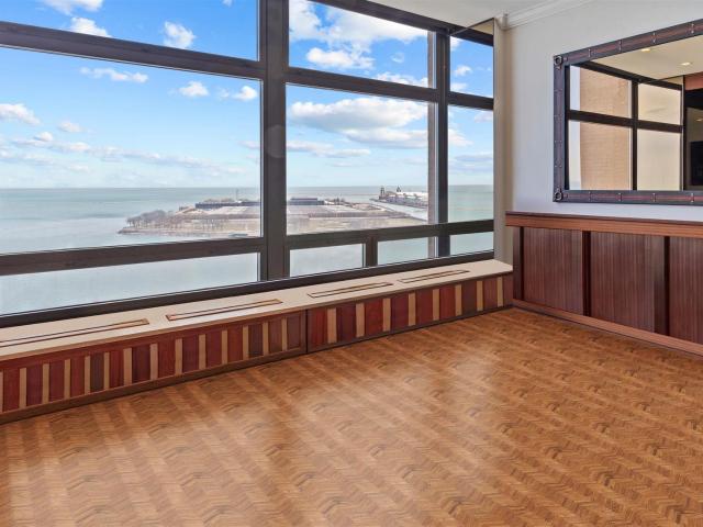 680 N Lake Shore Drive # 1103