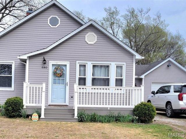 680 N Main St, New Minden, IL 62263