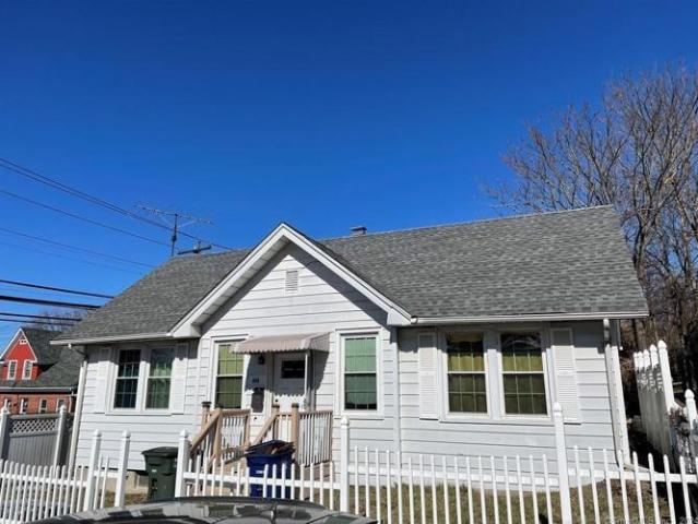 680 N Ridgefield Ave, Bridgeport, CT 06610