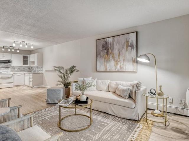 680 S Alton Way Unit 41 1, Denver, CO 80247