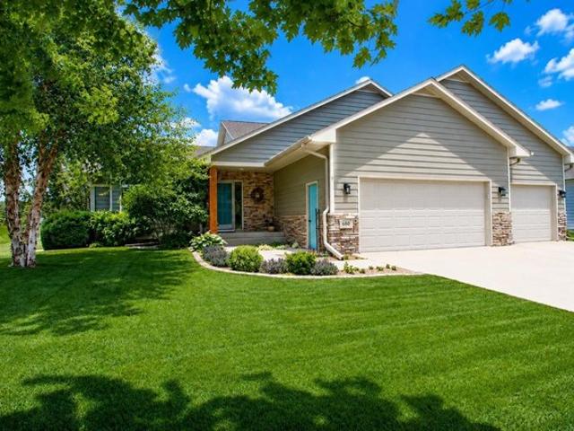 680 Prairie Blvd, Dakota Dunes, SD 57049
