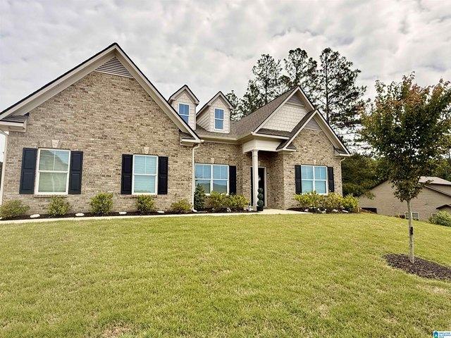 680 Ridgefield Dr, Odenville, AL 35120