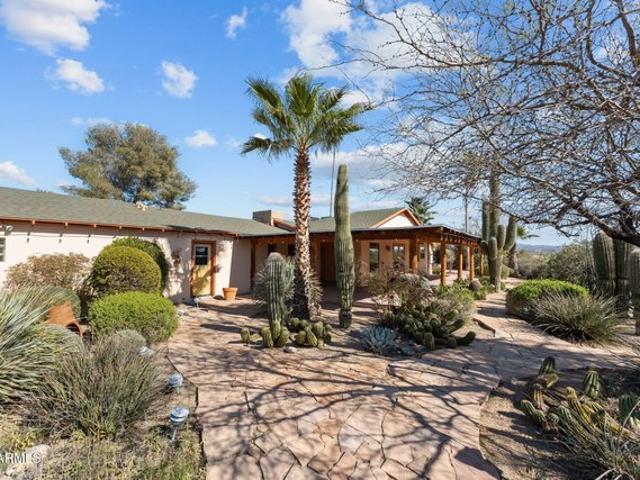 680 W Buckinghorse Trl, Wickenburg, AZ 85390