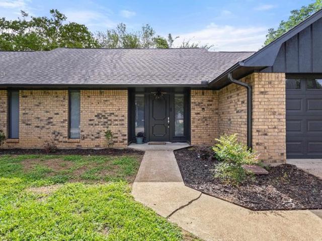 680 Woodbine Dr, Hawkins, TX 75765