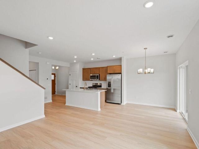 680 Tulare Terrace