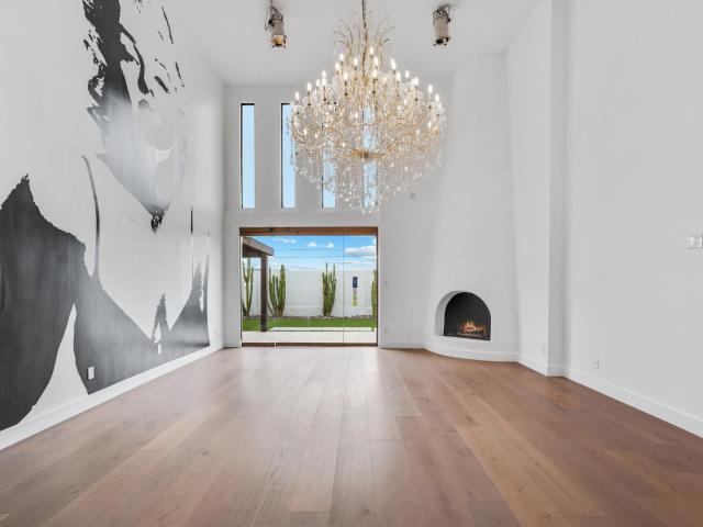 6814 N 72nd Pl, Scottsdale, AZ 85250 | MLS #7016 | Compass
