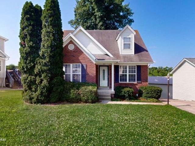 6815 Currington Cir, Louisville, KY 40258