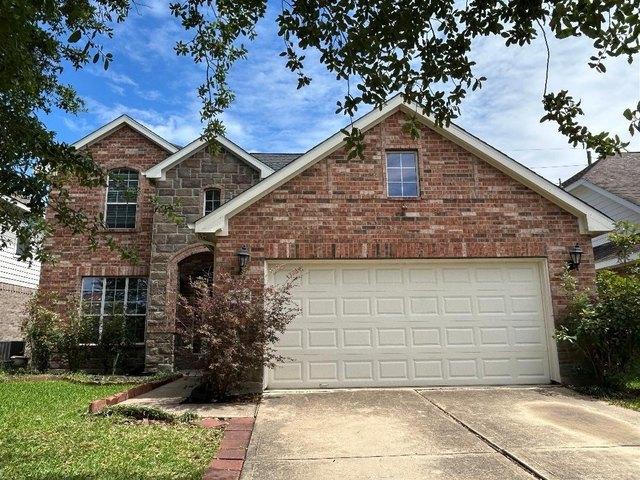 6815 Great Oaks Shadow Dr, Houston, TX 77083