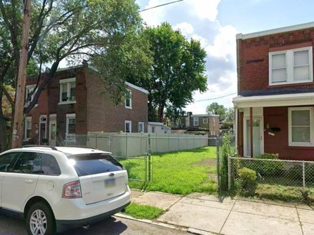6815 Vandike St, Philadelphia, PA 19135