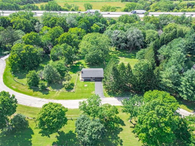 6816 Stardust Trail