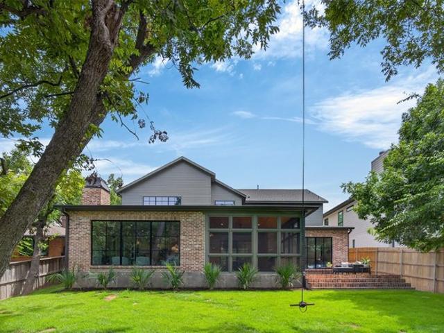6817 Blessing Dr, Dallas, TX 75214