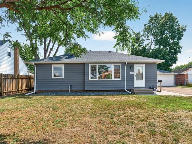 6817 47th Ave N, Crystal, MN 55428