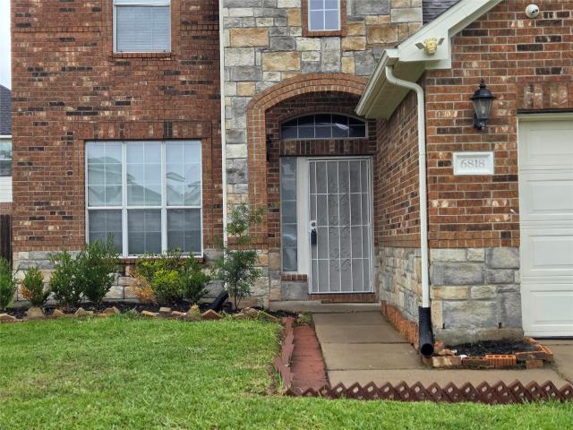 6818 Stoneyvale Dr, Houston, TX 77083 | MLS #87357 | Compass