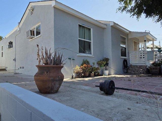6818 Wunderlin Ave, San Diego, CA 92114