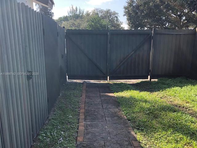 6819 SW 15th St, Rear, Pembroke Pines, FL 33023 | Compass