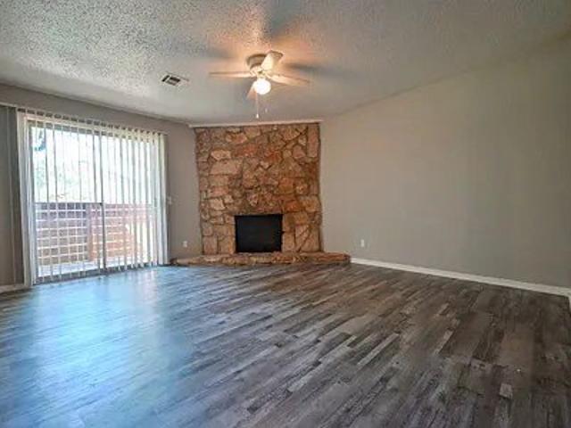 6810 NW 16th St, Oklahoma City, OK 73127
