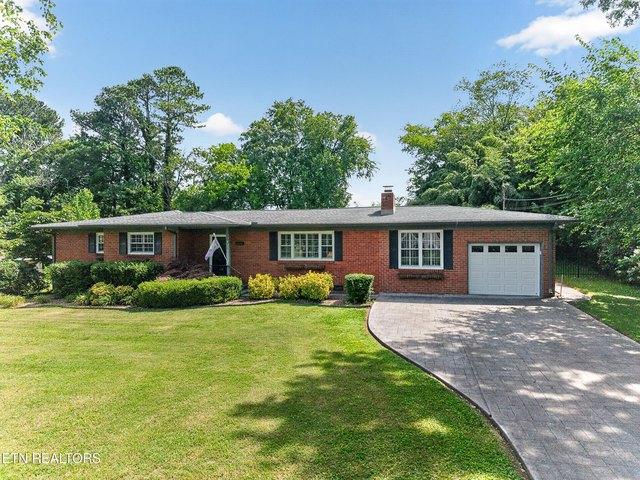 6810 Dorchester Dr, Knoxville, TN 37909