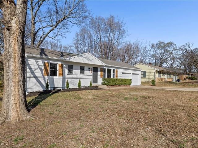 6810 Fairlane Dr, Kansas City, MO 64134 | MLS #2620 | Compass