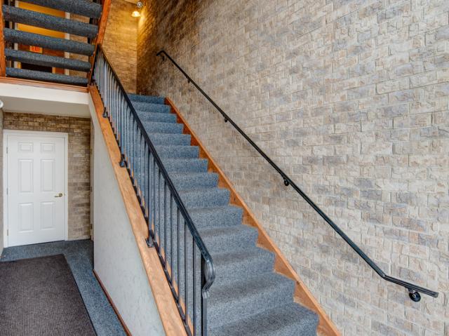 6810 Ridge Point Drive # 1A