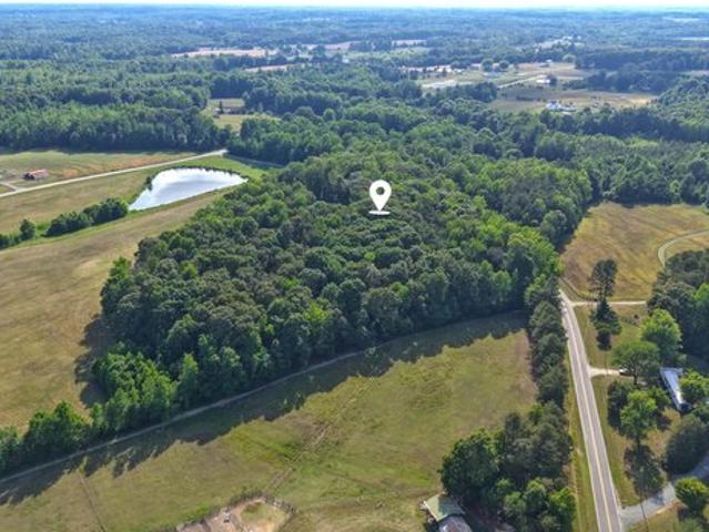 6810 Sawyer Rd, Liberty, NC 27298