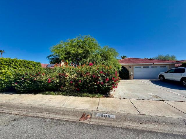68110 Risueno Road
