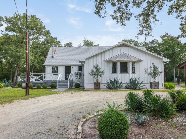 6811 Mockingbird Road, Flatonia, US, TX