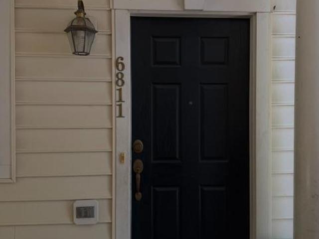 6811 Hampton Bay Lane