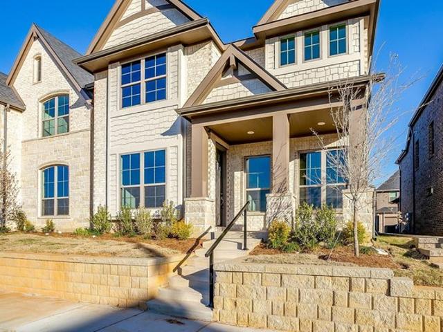 6811 Robert Reed Dr, Arlington, TX 76001