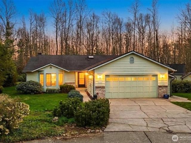 6811 59th Dr NE, Marysville, WA 98270