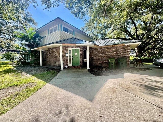 6812 Arbor Oaks Dr, Bradenton, FL 34209