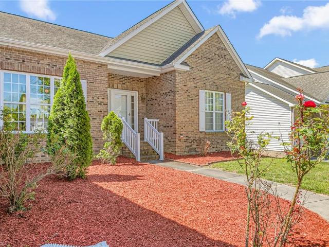 6812 W Whirlaway Court