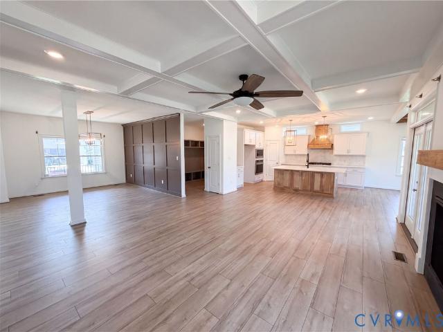 6813 Cove Creek Court