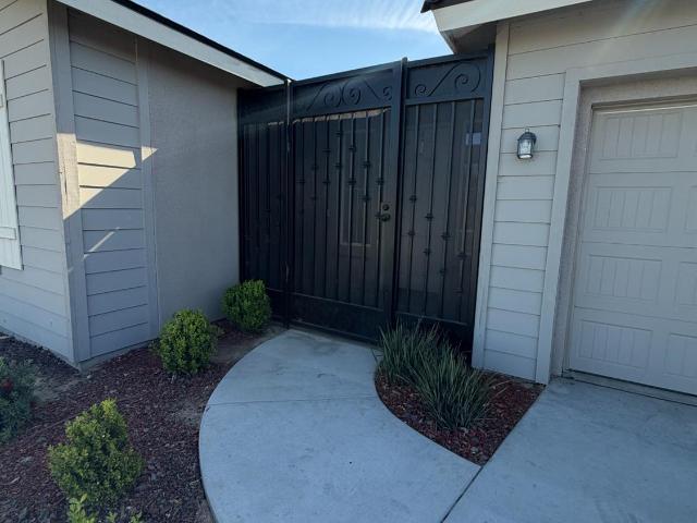 6813 Crawley Court