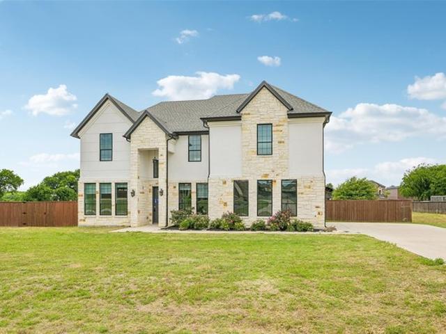 681 Davenport Dr, Waxahachie, TX 75167