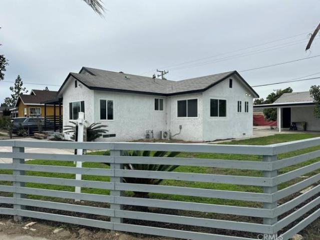 681 E 70th St, Long Beach, CA 90805