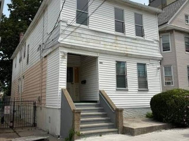 681 E 236th St, Bronx, NY 10466