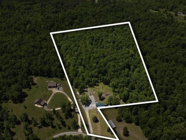 681 Hayes Ridge Rd, Indian Mound, TN 37079