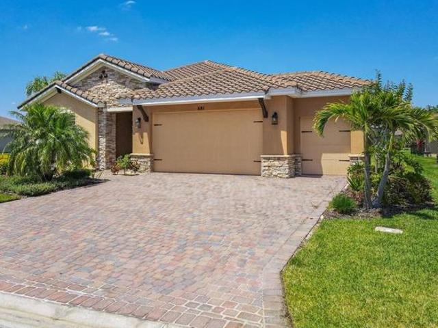 681 San Joaquin Rd, Poinciana, FL 34759