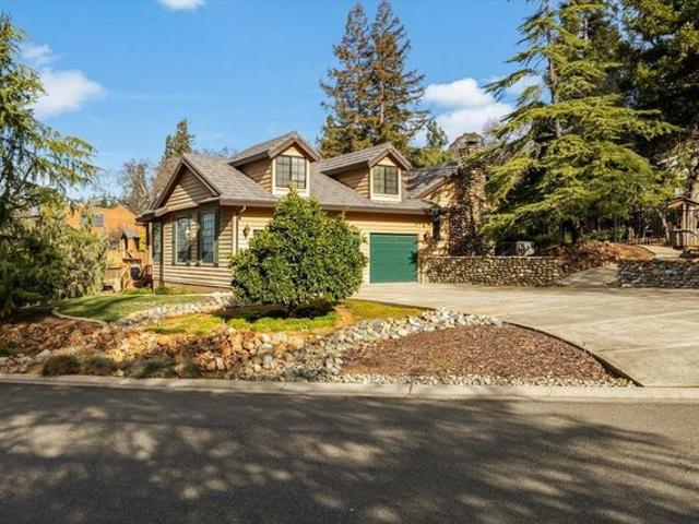 681 Powers Dr, El Dorado Hills, CA 95762