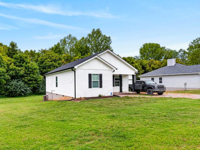681 W Main St