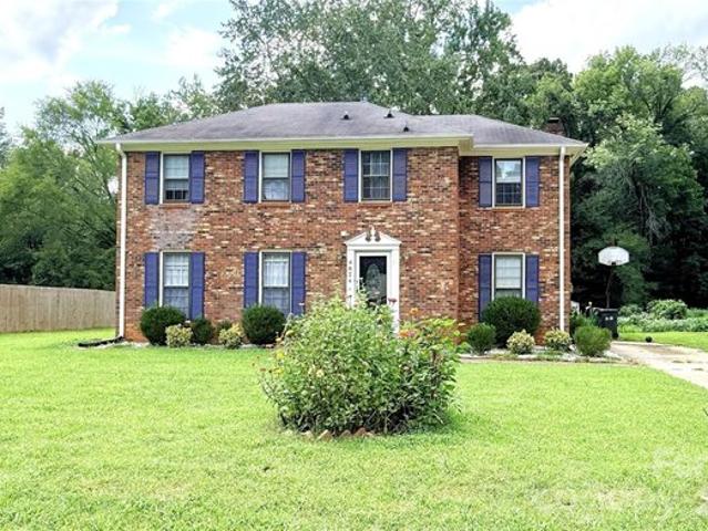 6824 Marlbrook Dr, Charlotte, NC 28212