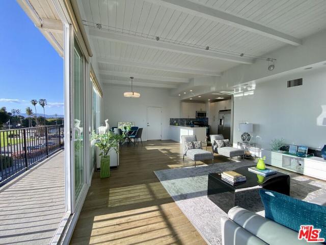 6824 Esplanade, Unit PH, Playa del Rey, CA 90293 | MLS #26669 | Compass
