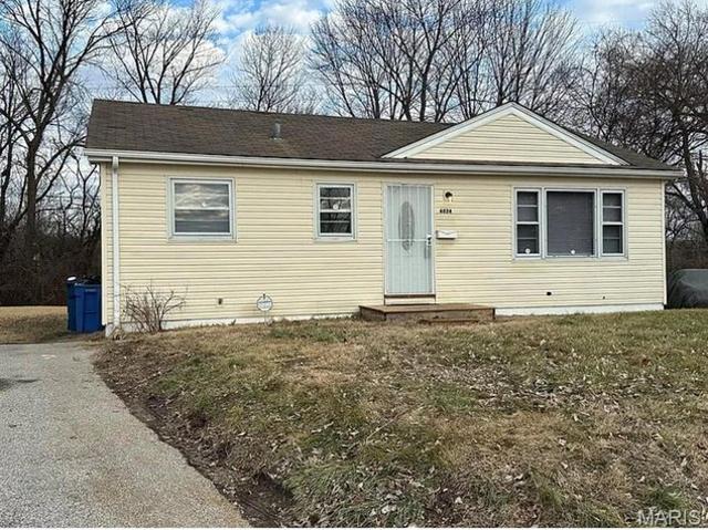 6824 Larry Ln, Berkeley, MO 63134
