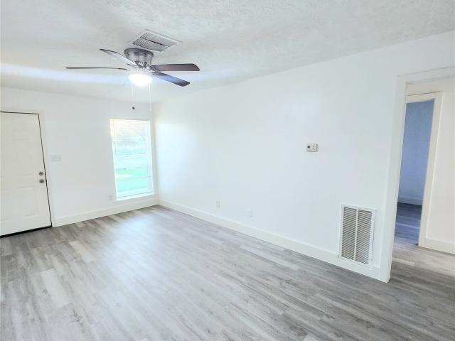 6824 W Fuqua Drive 6824
