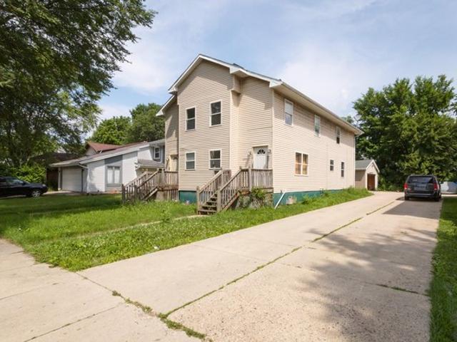 6824 W Mill Rd Unit 6826, Milwaukee, WI 53218