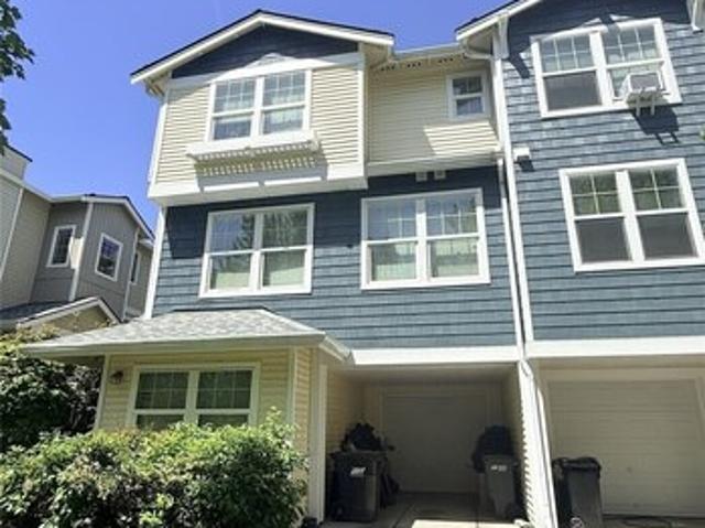 6825 Holly Park Dr S, Seattle, WA 98118